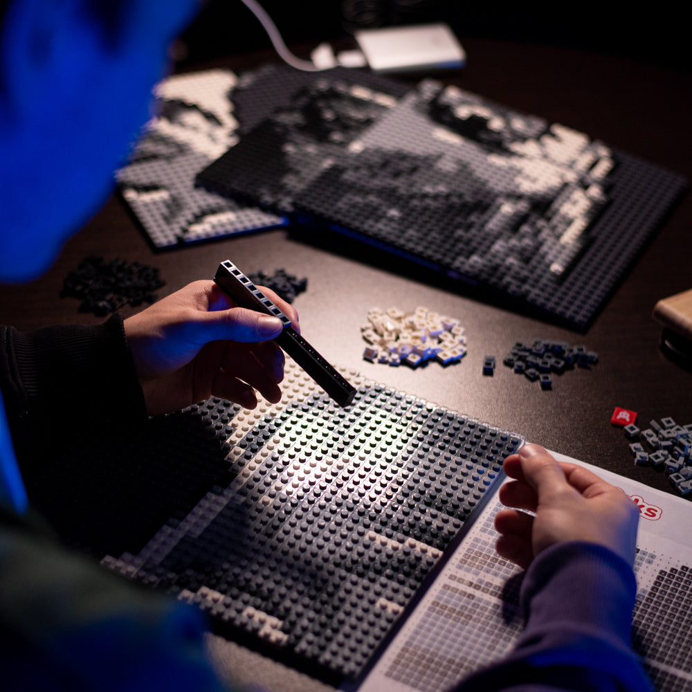 Volodymyr Zelensky Kit - PixelBricks by Welama – Welama Store